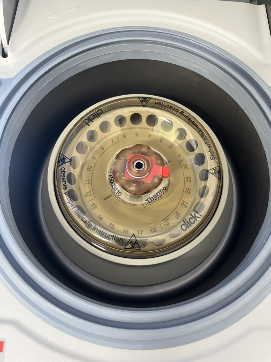 【RL-48】Thermo Fisher Scientific 微量遠心機 Sorvall Legend Micro 21R | 株式会社リラボ